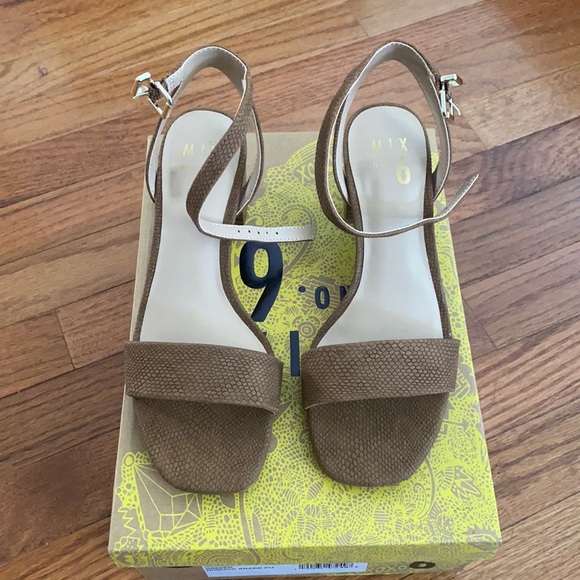 Mix No. 6 | Shoes | Mix No 6 Brown Heel Strap Sandals | Poshmark